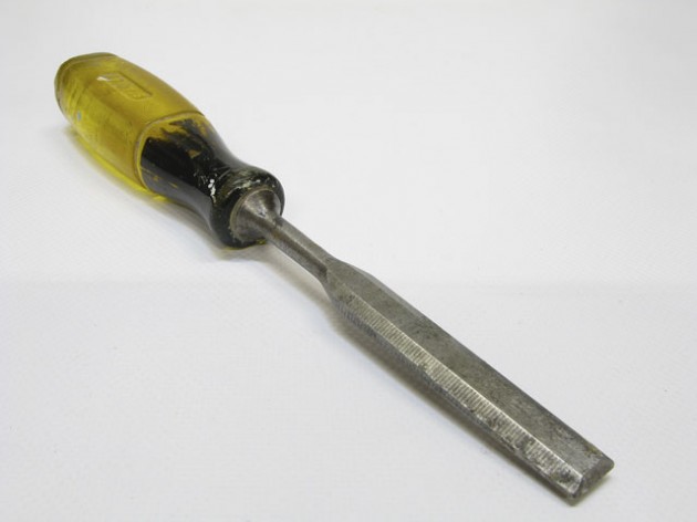 Sharpening chisels and plane irons - Practical Boat Owner