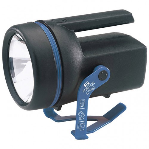 10 Handheld searchlights tested - Practical Boat Owner