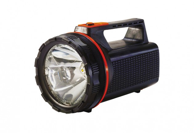 10 Handheld searchlights tested - Practical Boat Owner