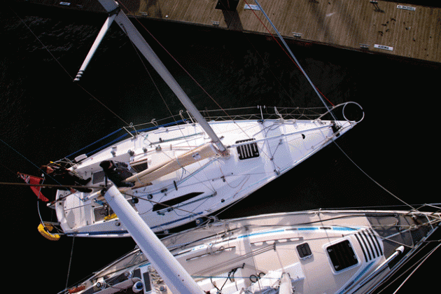 How to tow alongside - Practical Boat Owner