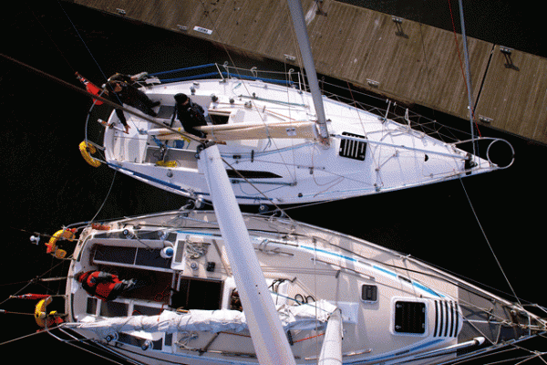 How to tow alongside - Practical Boat Owner