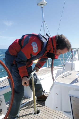 Using an emergency tiller - Practical Boat Owner