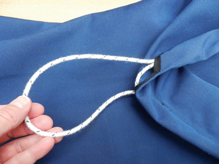 Make your own drawstring kit bag without metal eyelets – US Army style ...