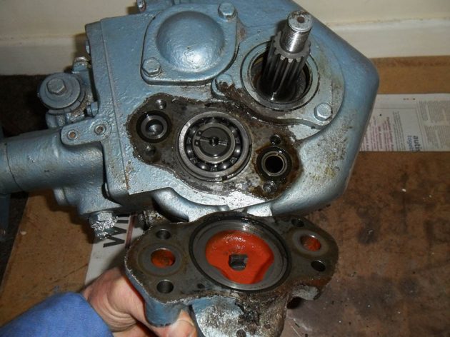 The step by step guide to dismantling a PRM 100 marine gearbox ...