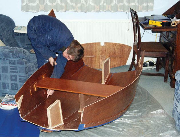 How we designed and built a folding dinghy for under £350 - Practical ...
