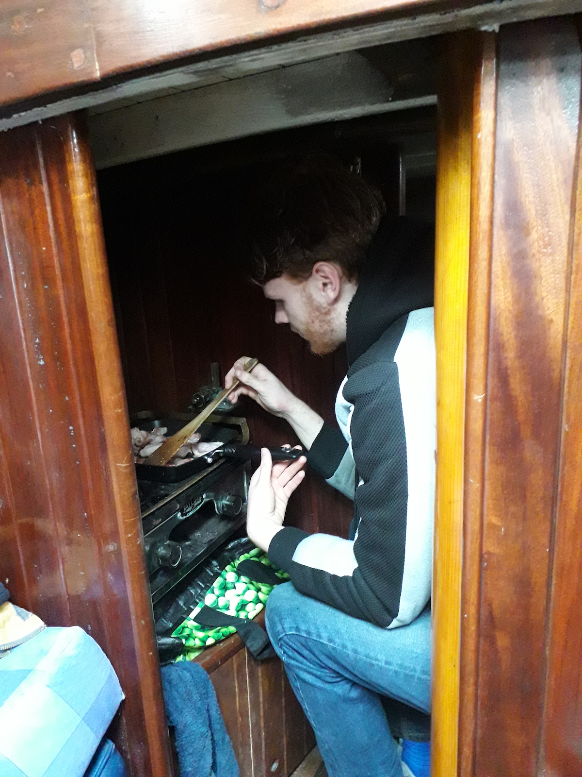 Home before lockdown – 26ft classic boat delivery from Essex to South ...