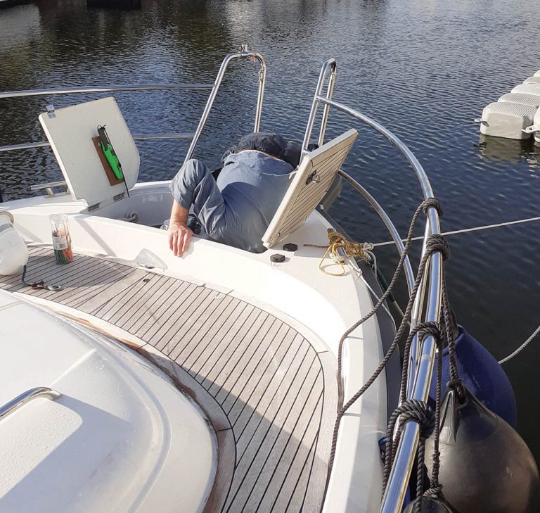 How to fit a rode counter to make anchoring from the helm a reality ...