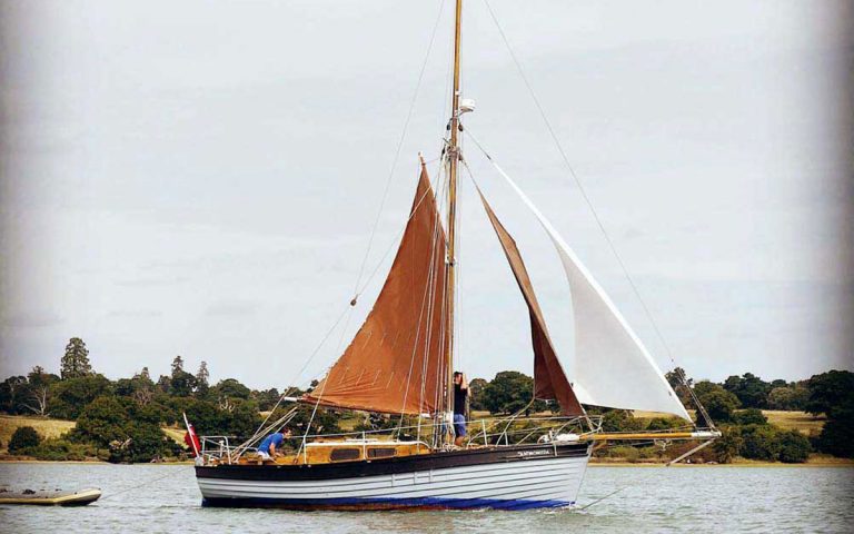 Junk boat design explained: How this ancient sailplan still performs ...