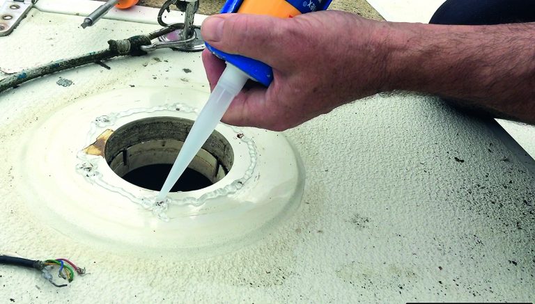 Polyurethane vs silicone sealants: Which is best for use on boats?