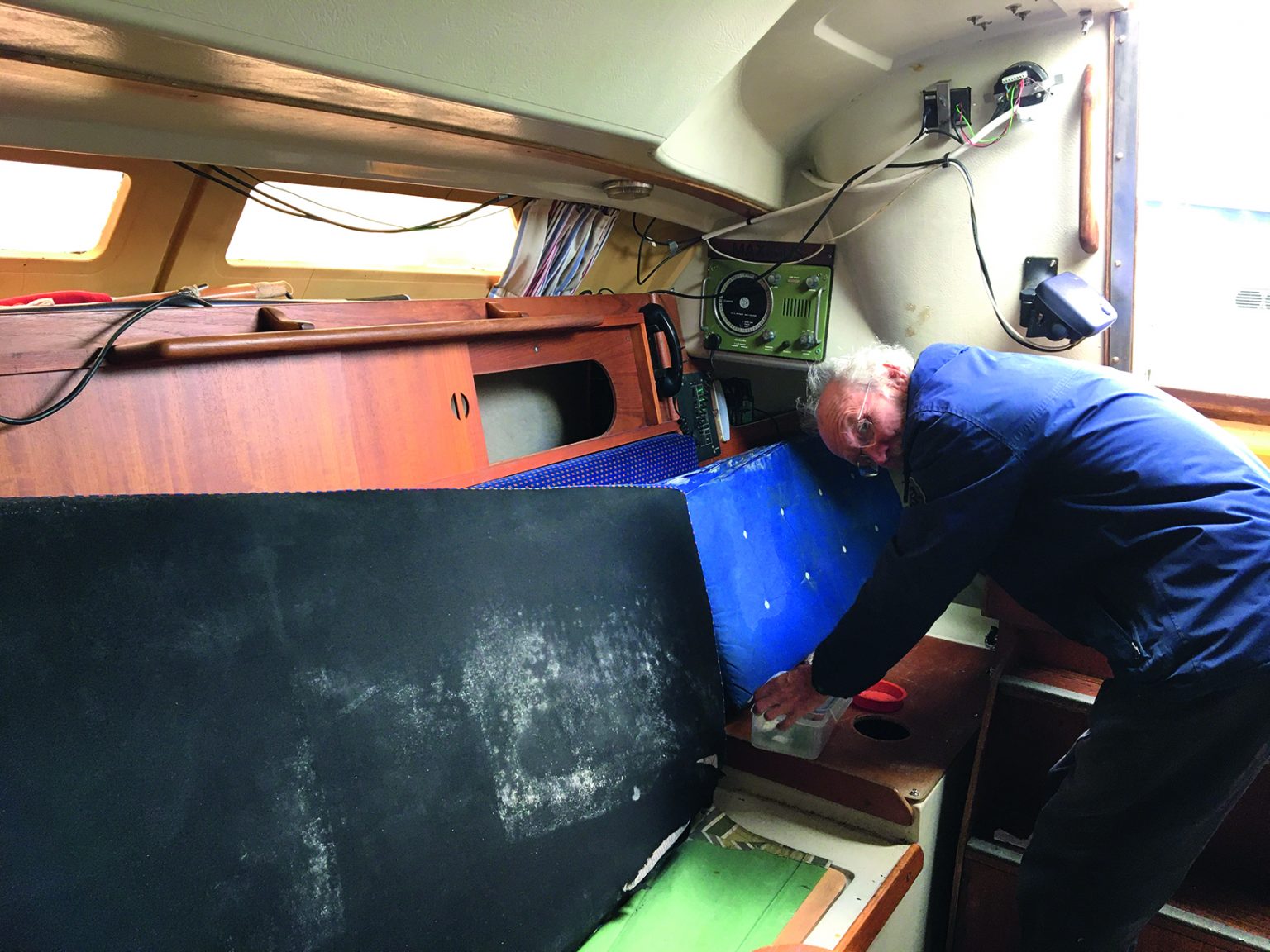 How to use sealants for fixing leaks – PBO Project Boat restoration