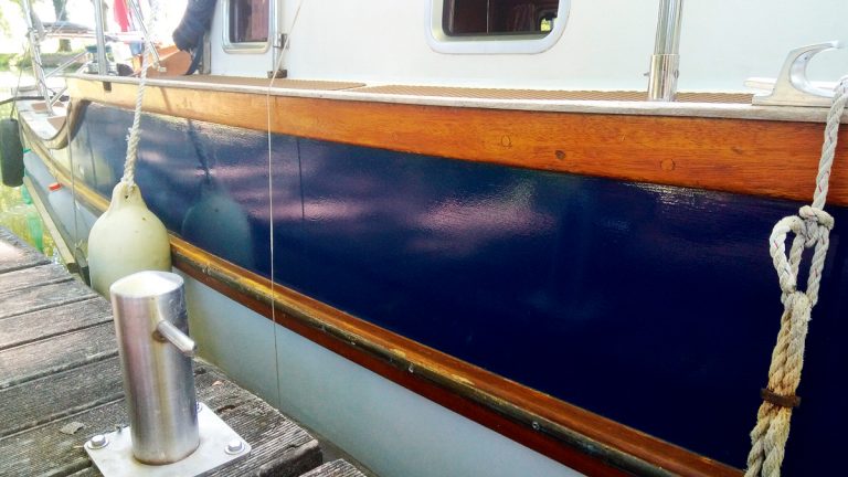 International Toplac boat paint review: 5-year test results show how it ...