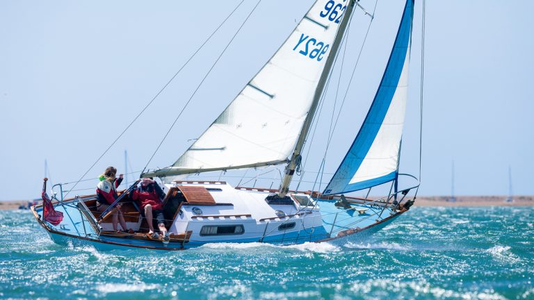 Best cruising boats under 30 feet: Is this the ideal size for a yacht?