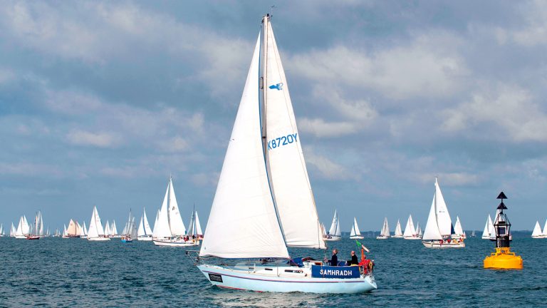 Best 30 foot boats: Seaworthy British cruisers available for under £30k