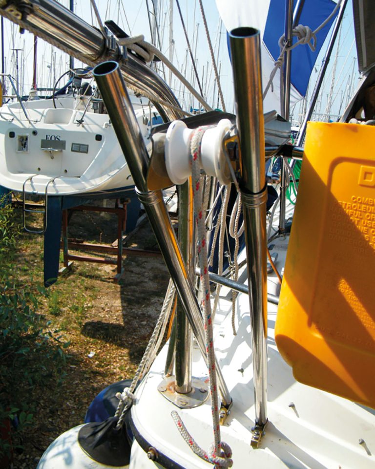 Adding a stern anchor: How to mount a DIY pushpit bracket