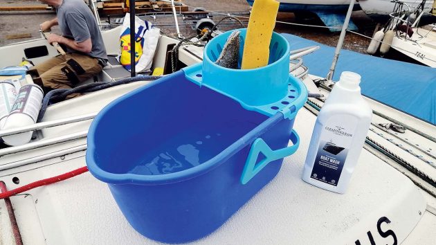 Boat polishing tips: How we got the PBO Project Boat’s topsides gleaming