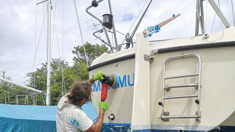 Boat polishing tips: How we got the PBO Project Boat’s topsides gleaming