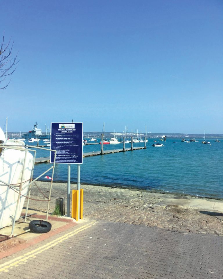 Swinging mooring setup: Pros and cons of a cheaper mooring option