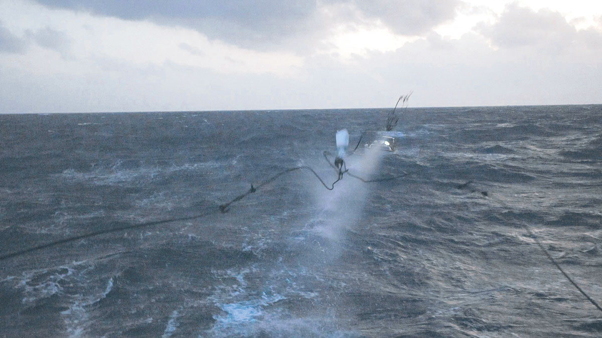 Boat towing: lessons learned from assisting a dismasted yacht in the ...