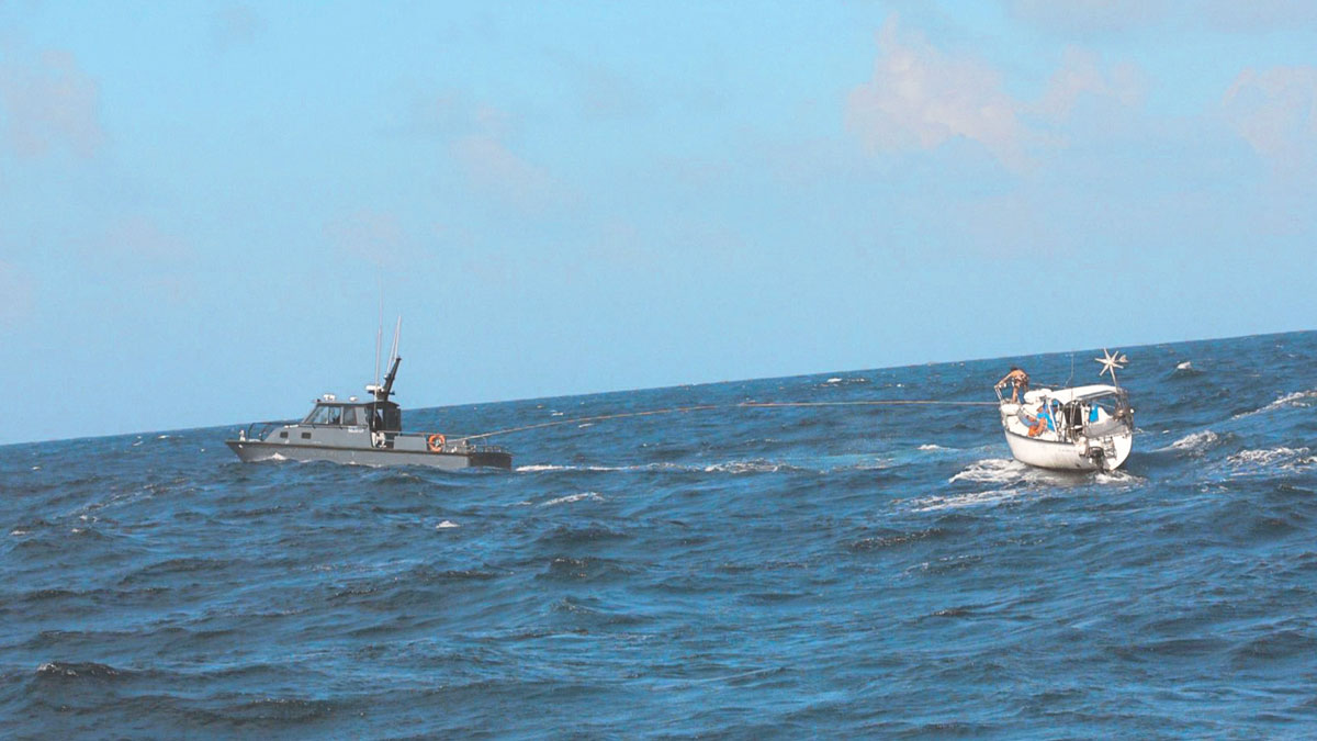 Boat towing: lessons learned from assisting a dismasted yacht in the ...