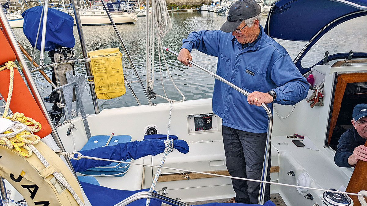 Fitting a cockpit cover for a boat - Practical Boat Owner