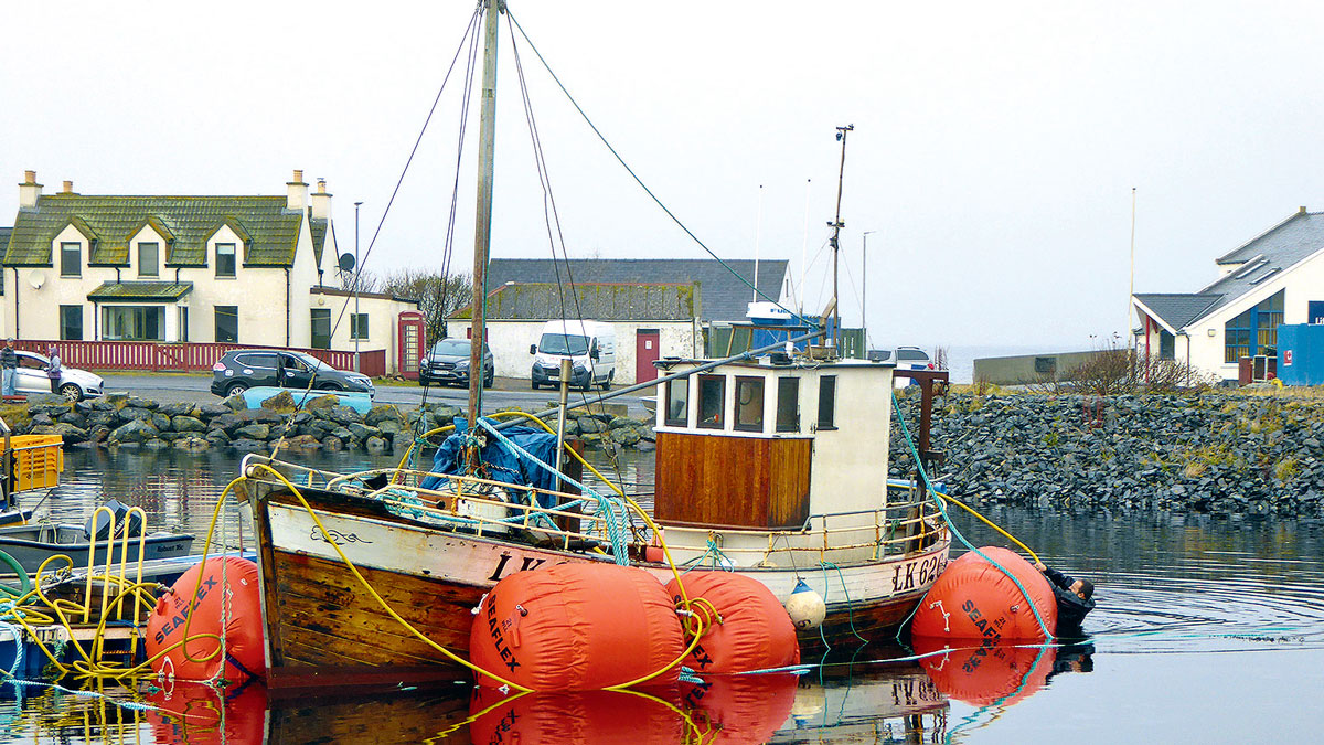 Sunk boat salvage - Practical Boat Owner