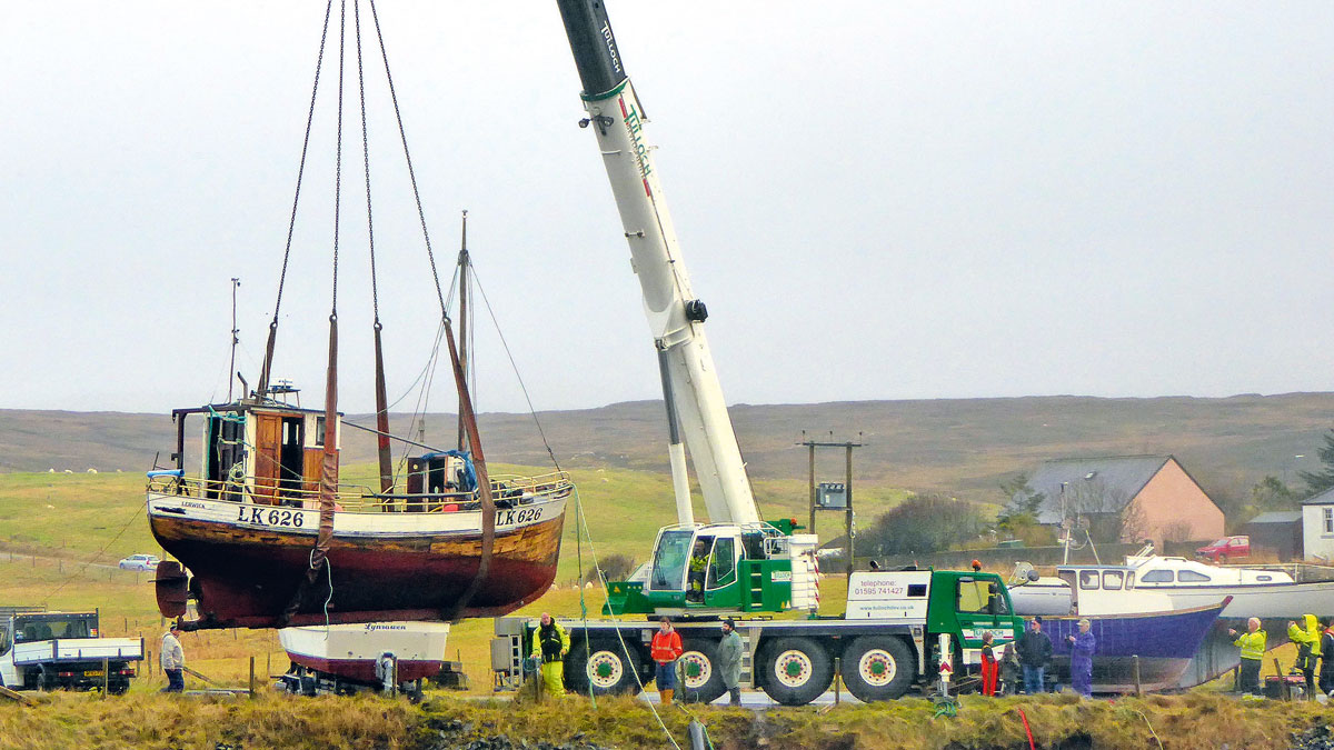 Sunk boat salvage - Practical Boat Owner