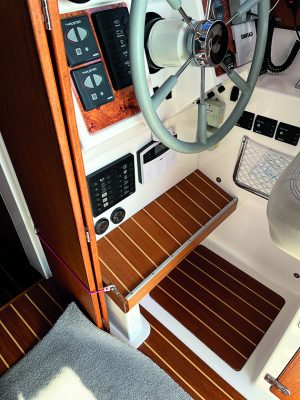 Remote control bow and stern thrusters: reader tested - Practical Boat ...