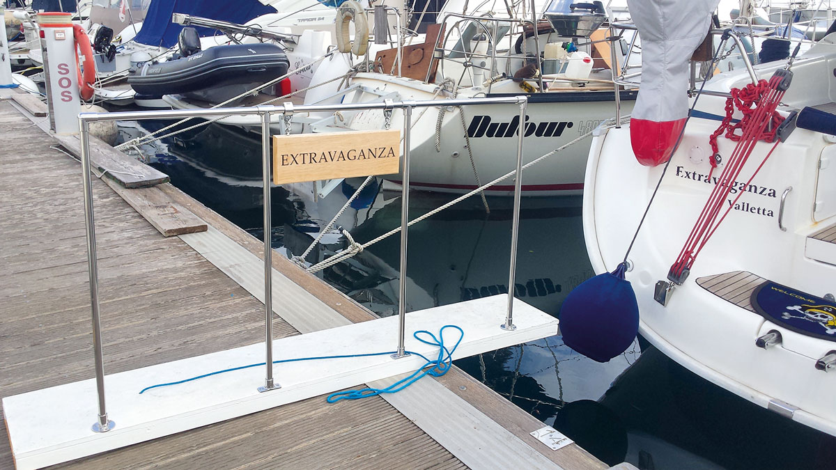 Boarding a boat safely - Practical Boat Owner