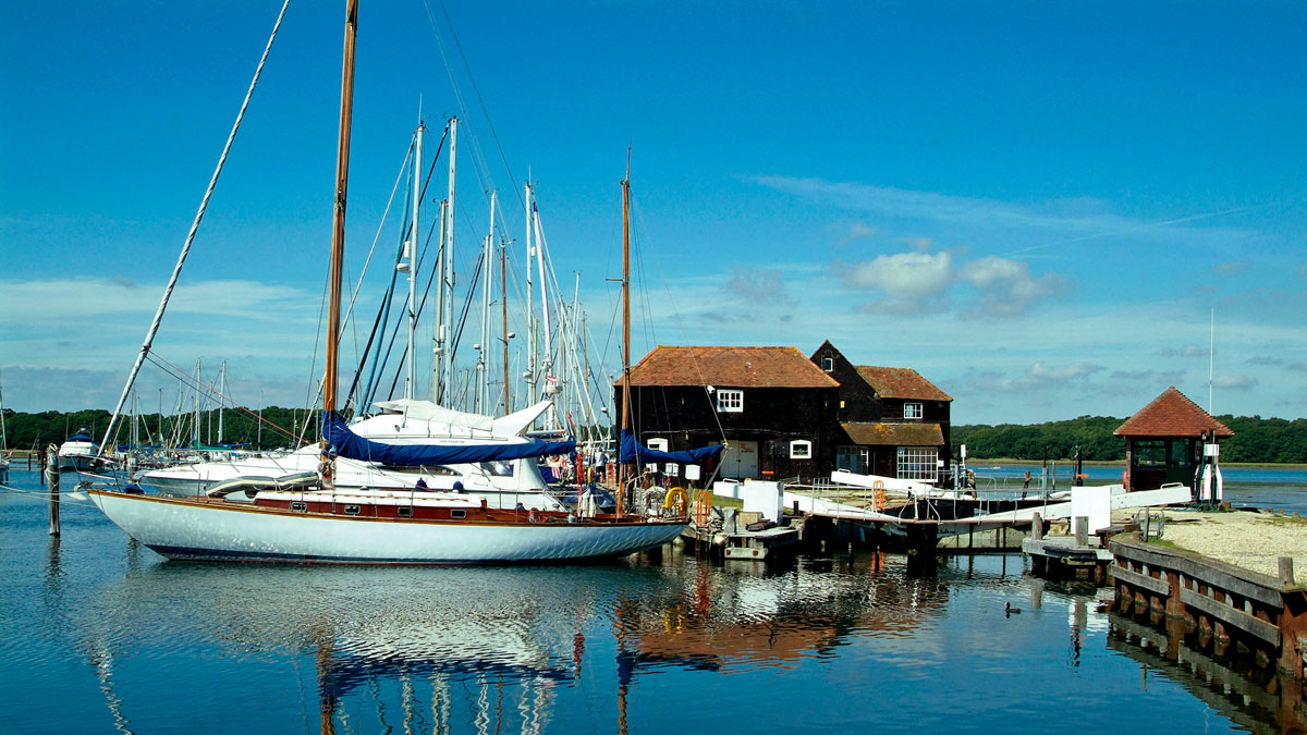 Berth holders hit back at 'restrictive practices' - Practical Boat Owner