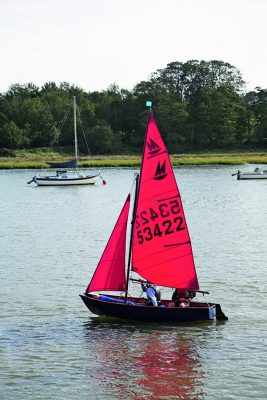 Sail boat rigs: the pros and cons of each popular design - Practical ...