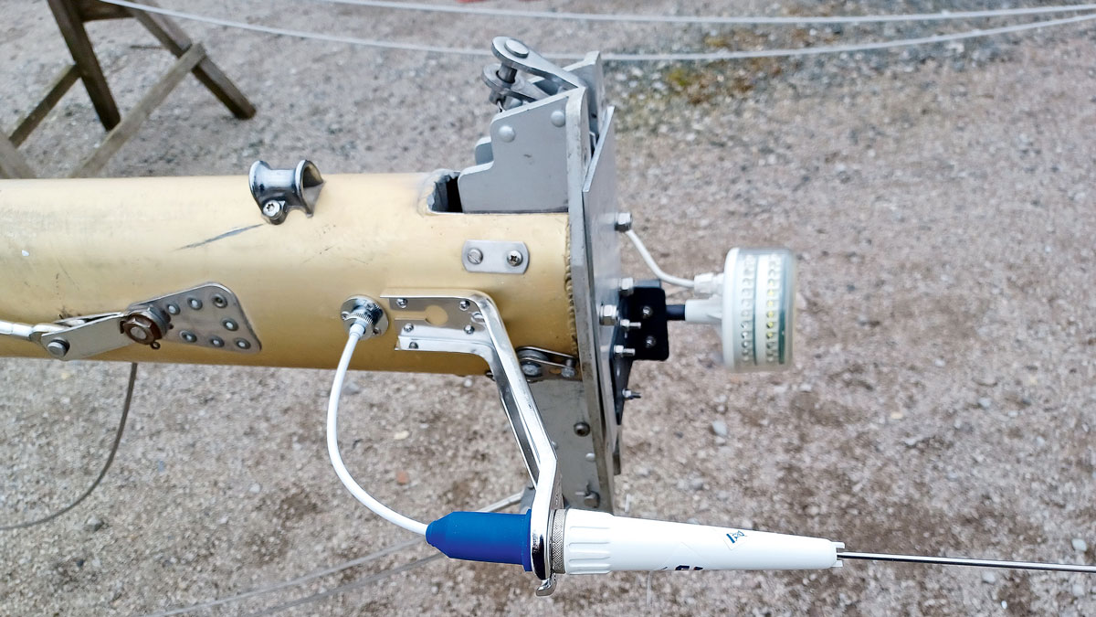 Magnetic mousing for easy wire installation - Practical Boat Owner