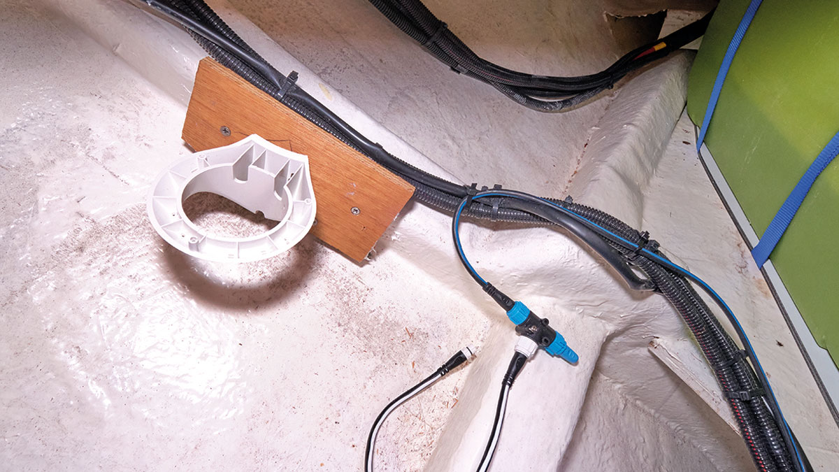 How to fit your own Raymarine autopilot - Practical Boat Owner