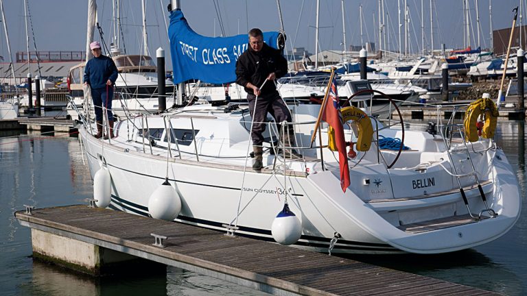 How to cross a Traffic Separation Scheme - Practical Boat Owner