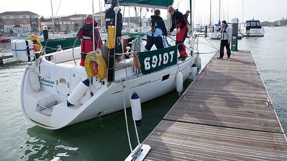 Berthing a vessel: 2 clever ways with warps - Practical Boat Owner
