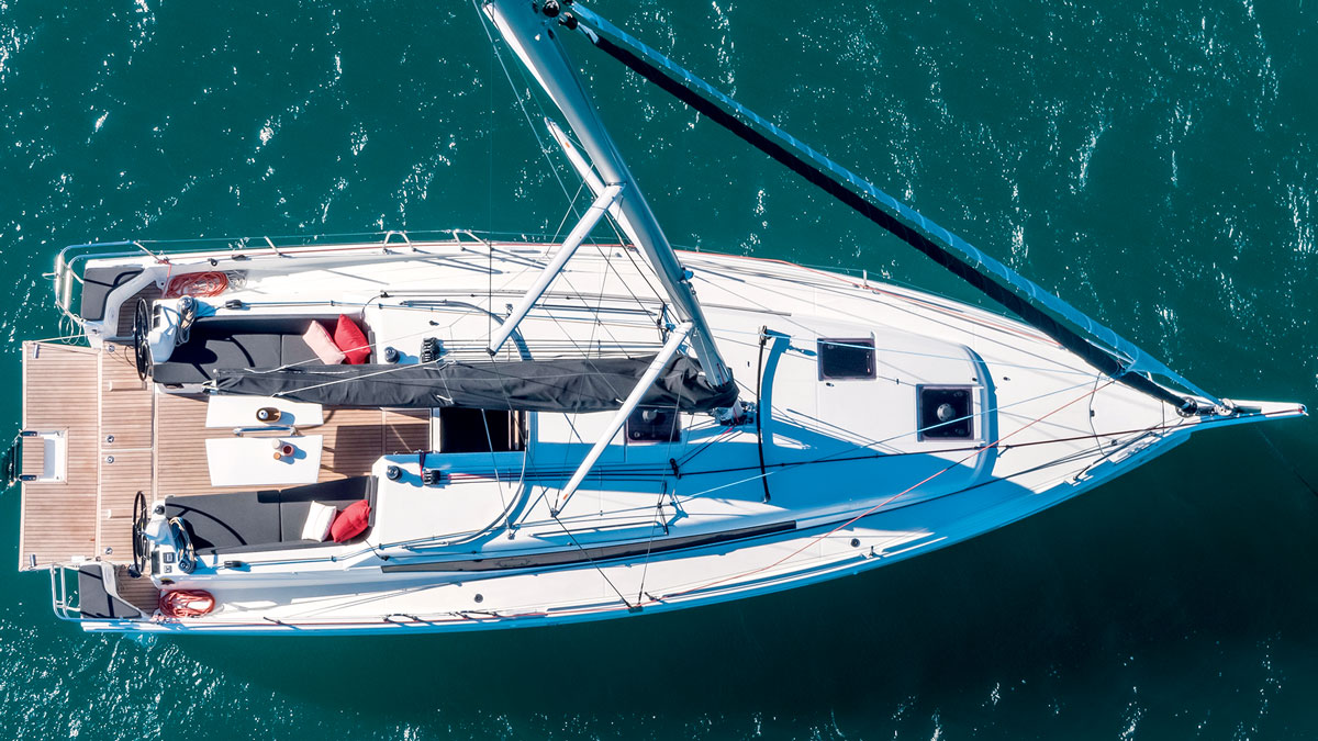 Jeanneau Sun Odyssey 380: "excellent all-round sailing performance ...