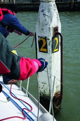 How to pick up a pile mooring - Practical Boat Owner