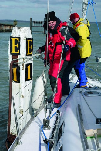 How to pick up a pile mooring - Practical Boat Owner