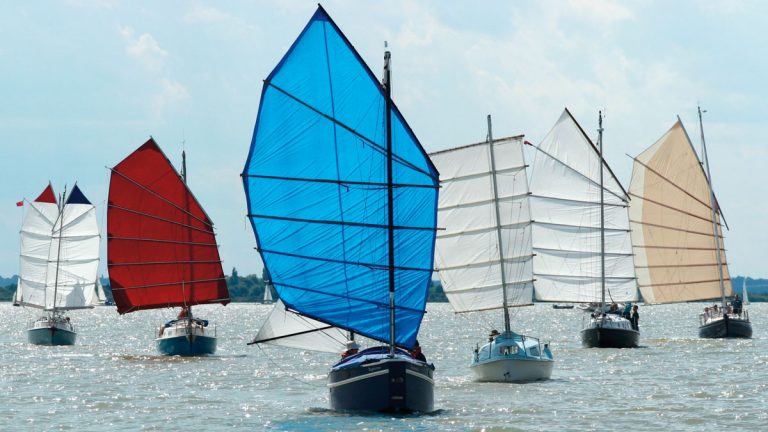 Sail boat rigs: the pros and cons of each popular design - Practical ...
