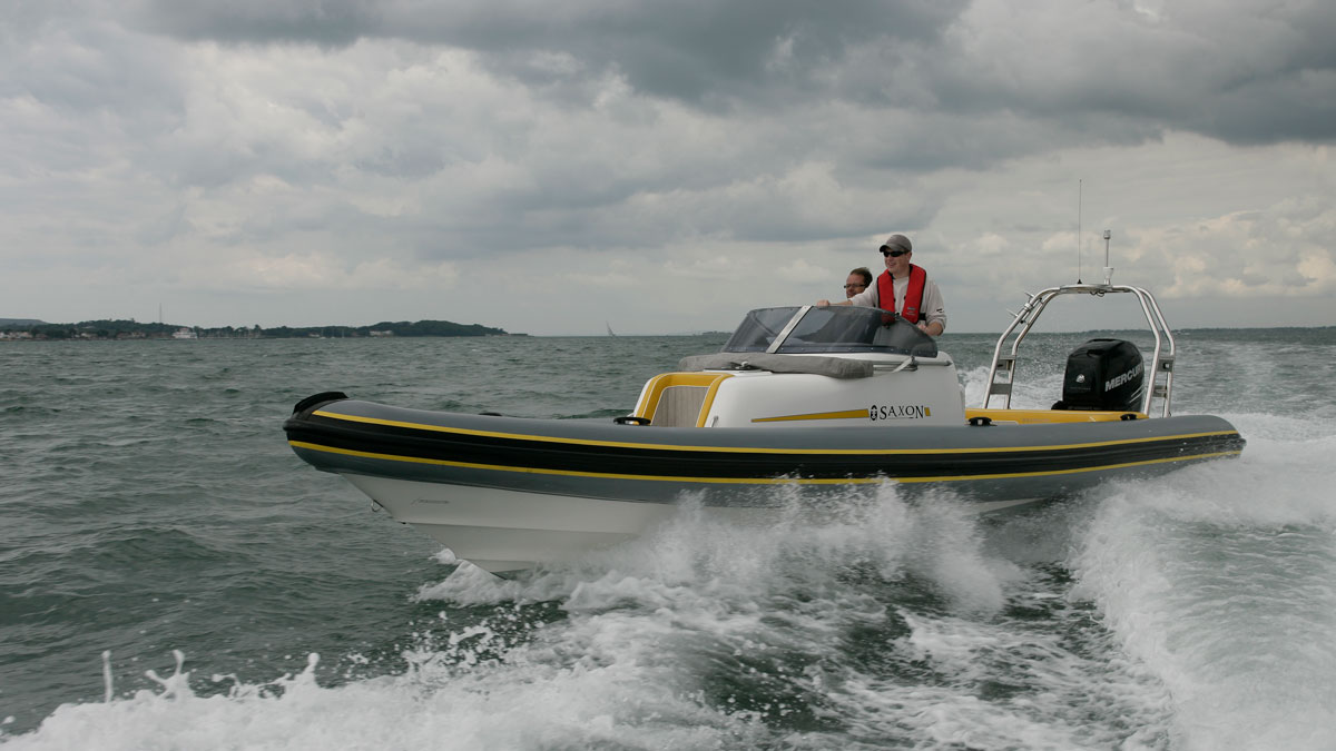 Boat fuel economy: how to save petrol - Practical Boat Owner