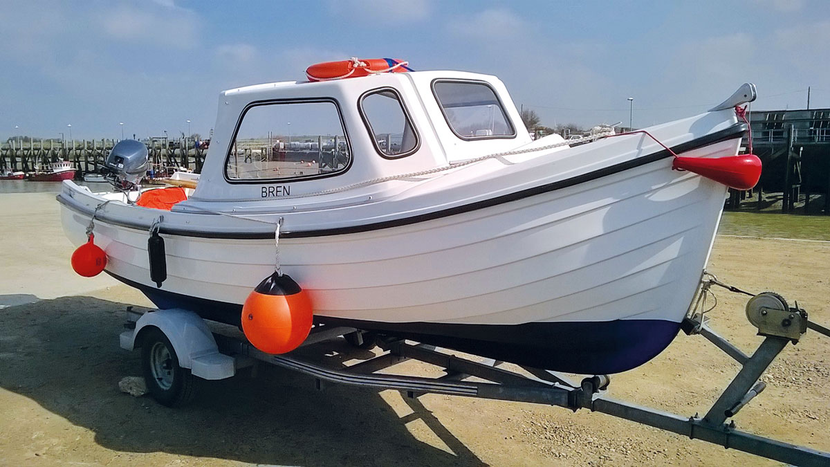 Sailing in waves in little boats - Practical Boat Owner