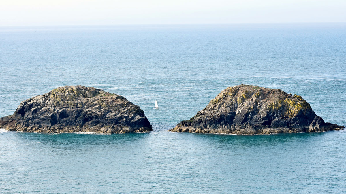 Ken Fowler: How I circumnavigated every island in England and Wales in ...