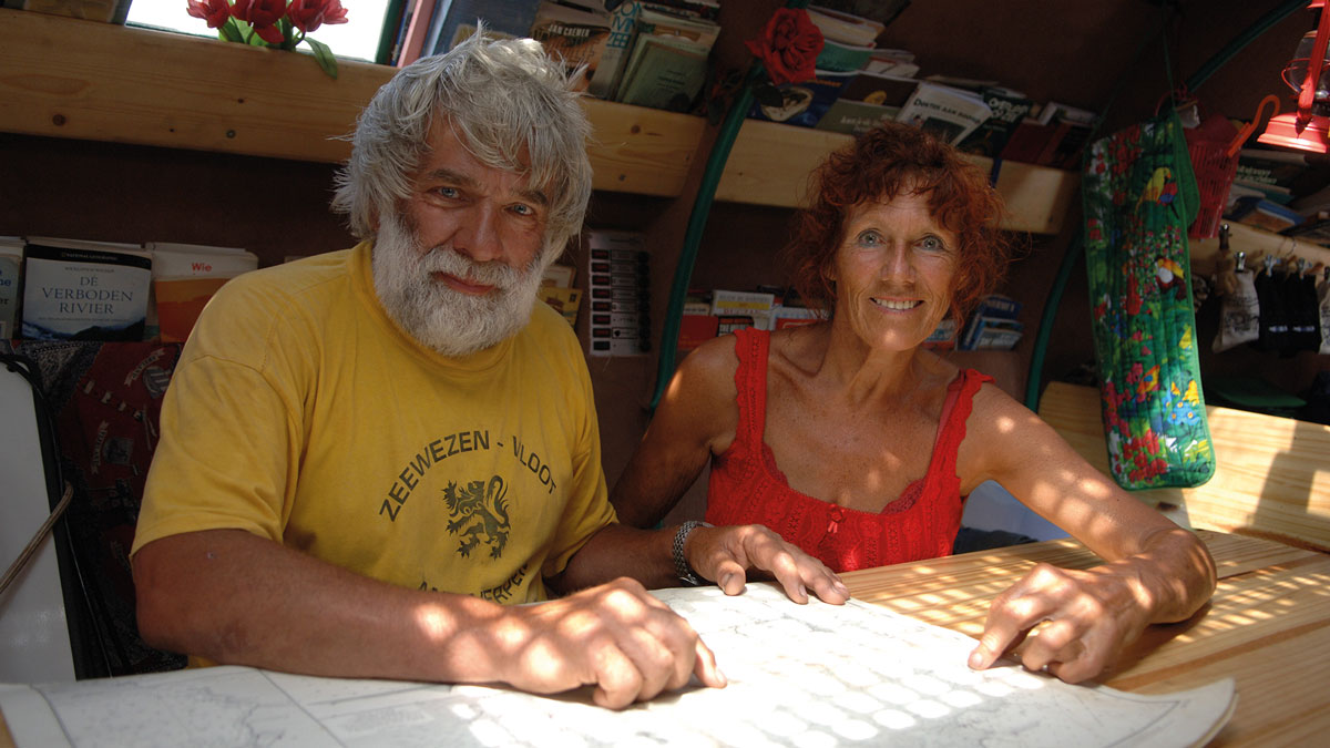 Fons Oerlemans & Kee Arens: "How we sailed across the Atlantic by raft ...