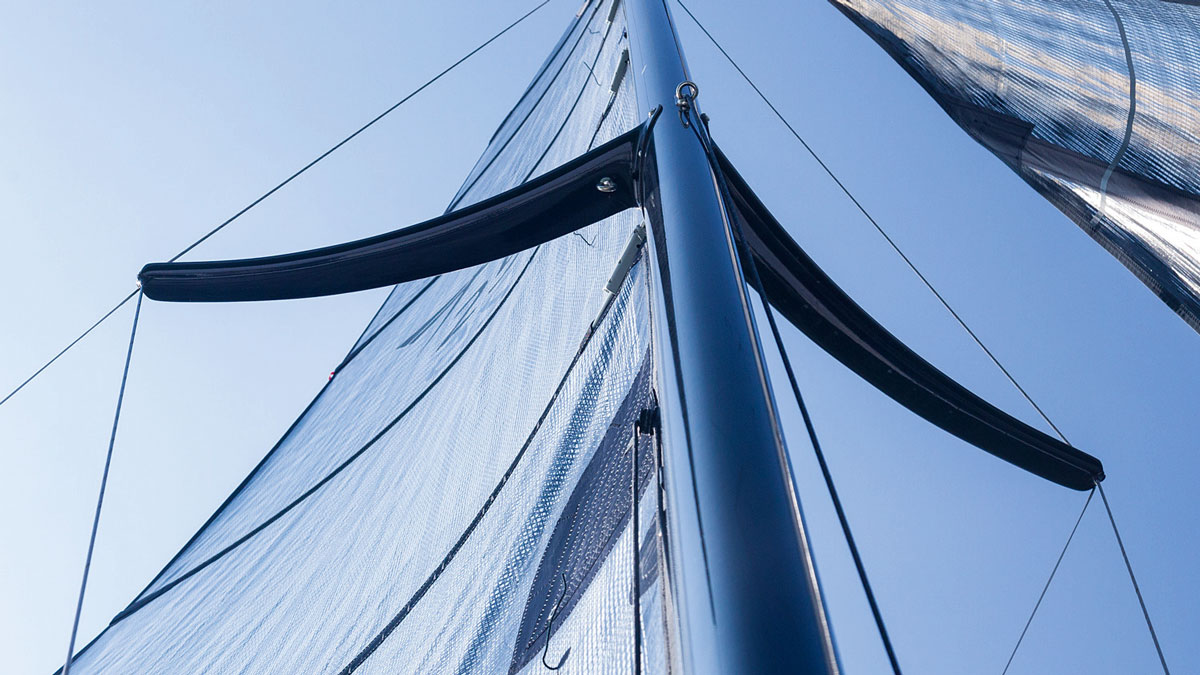 Dragonfly 25: the versatile trailable trimaran - Practical Boat Owner
