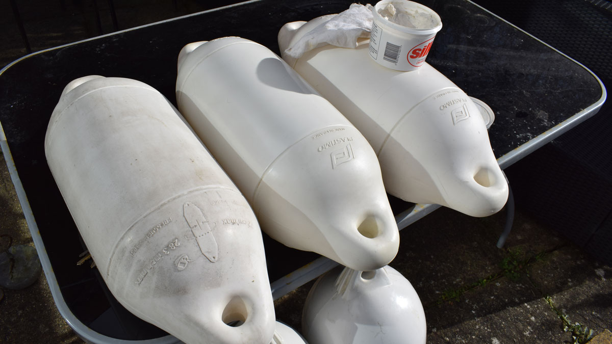 The best fender cleaner? We put the Silky Cream Cleaner to the test ...