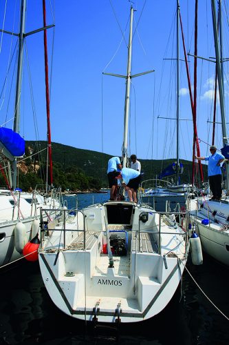 Do-it-yourself mast stepping - Practical Boat Owner