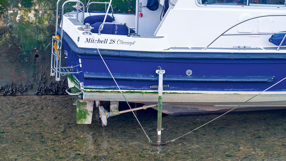 Tips for drying out in a motorboat - Practical Boat Owner