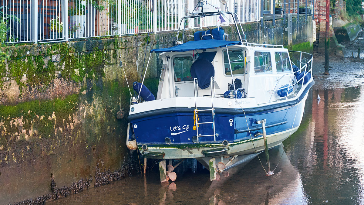 Tips for drying out in a motorboat - Practical Boat Owner