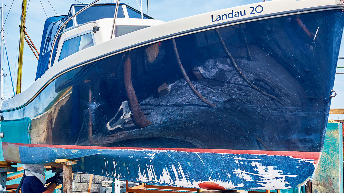 Tips for drying out in a motorboat - Practical Boat Owner