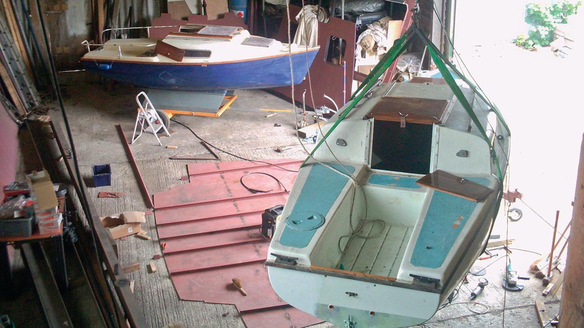 The Voyager: a midget gem - Practical Boat Owner