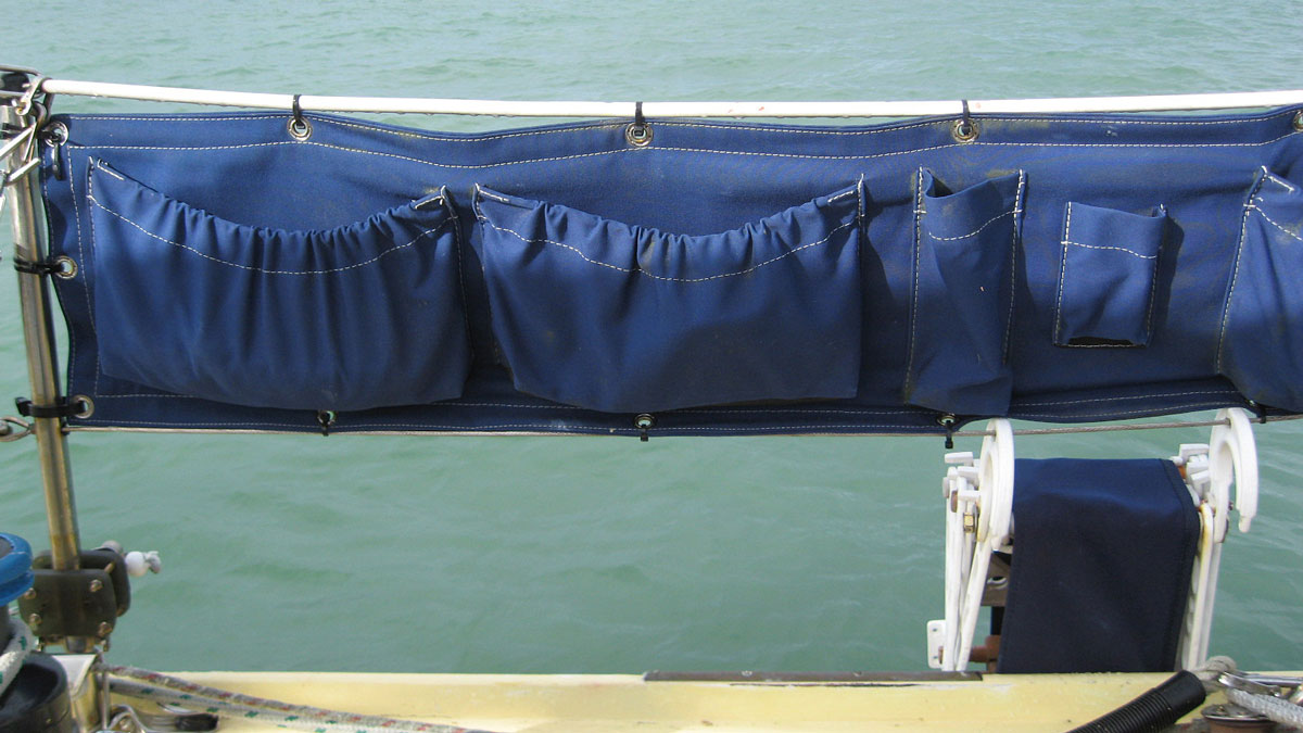 22 practical tips for a single handed sailor to make your boat easier ...